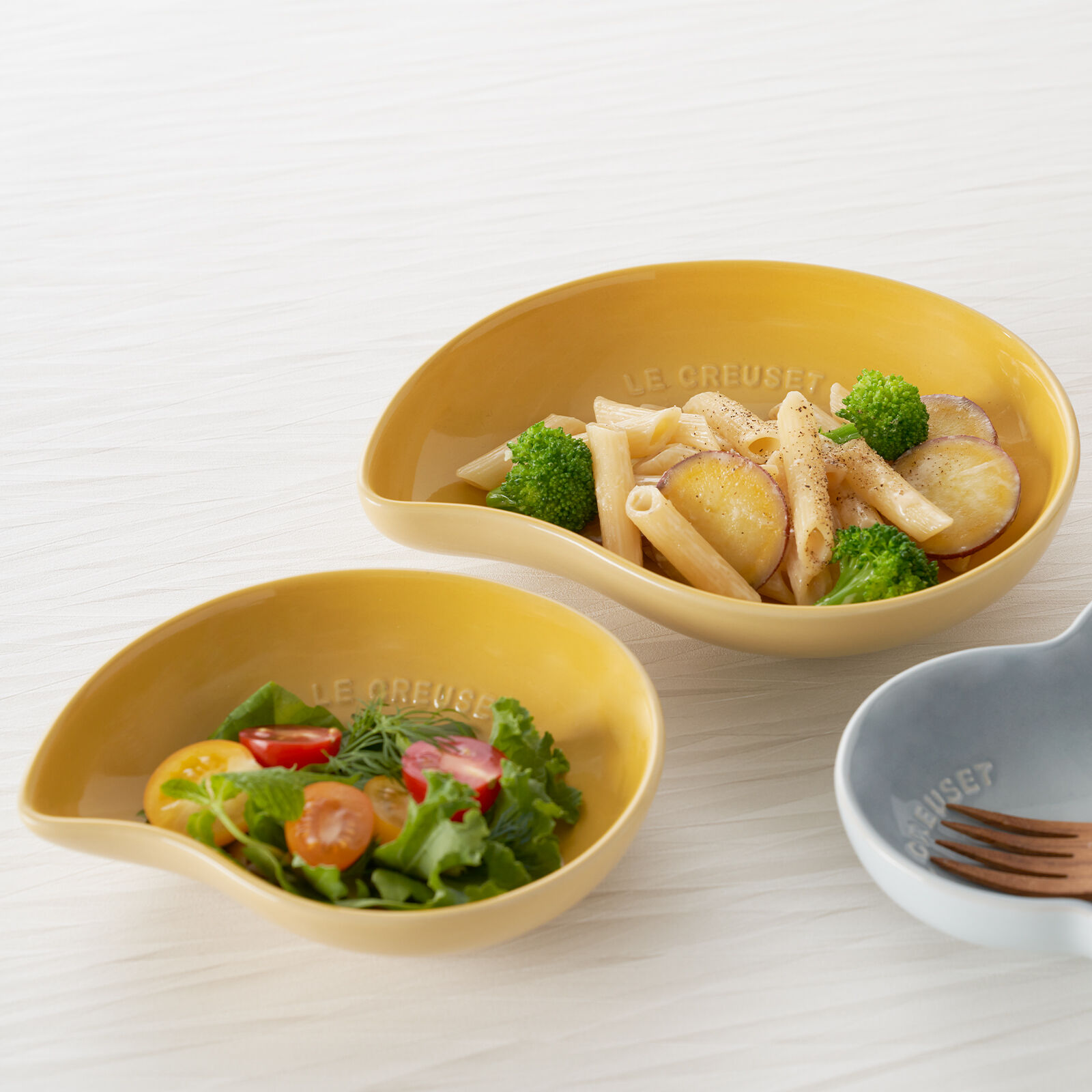 Sphere Leaf Dish 16cm Quince 416 | Le Creuset Hong Kong